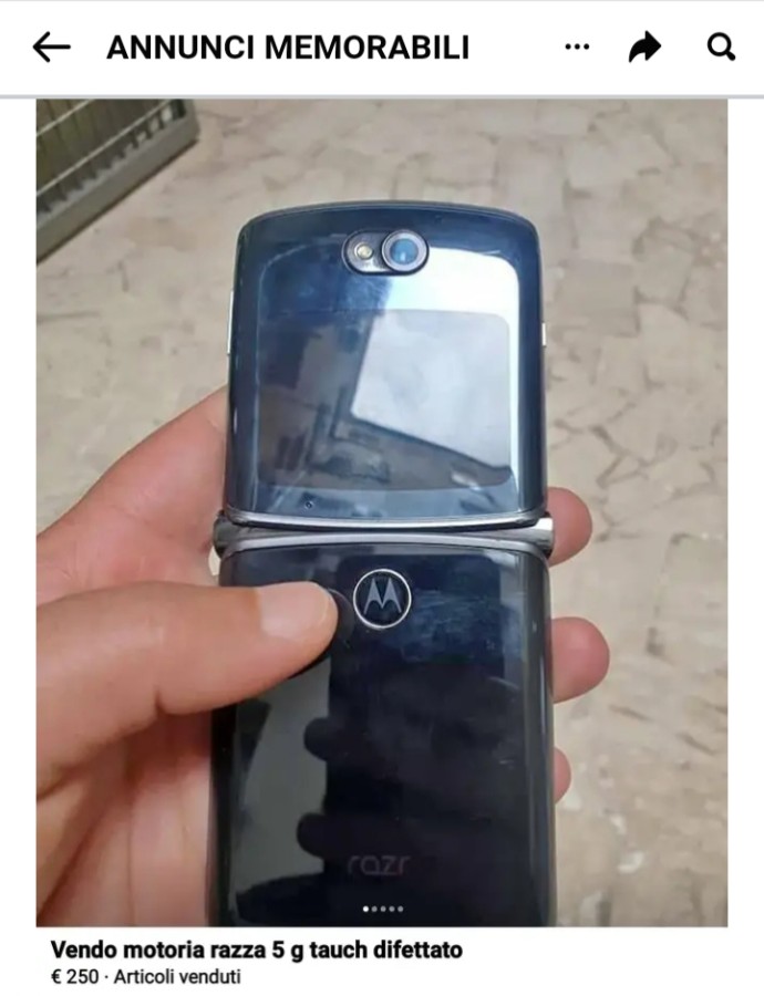 Tutti i meme sugli Annunci Strani - Facciabuco.com